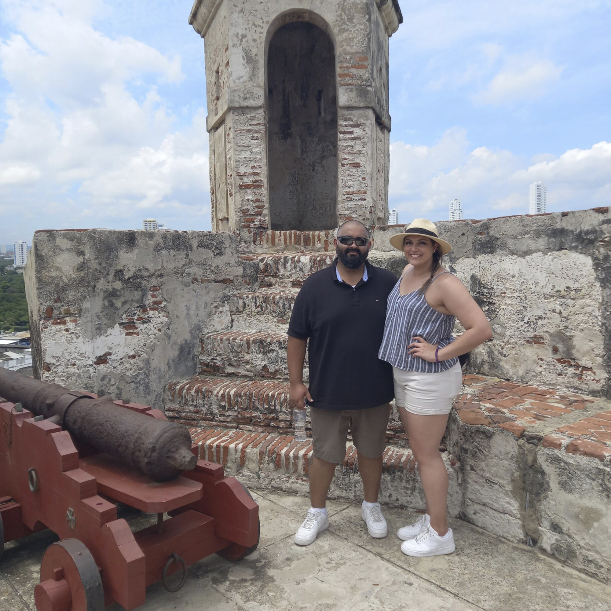 San Felipe Fortress & Old Town - Peace Travel Colombia